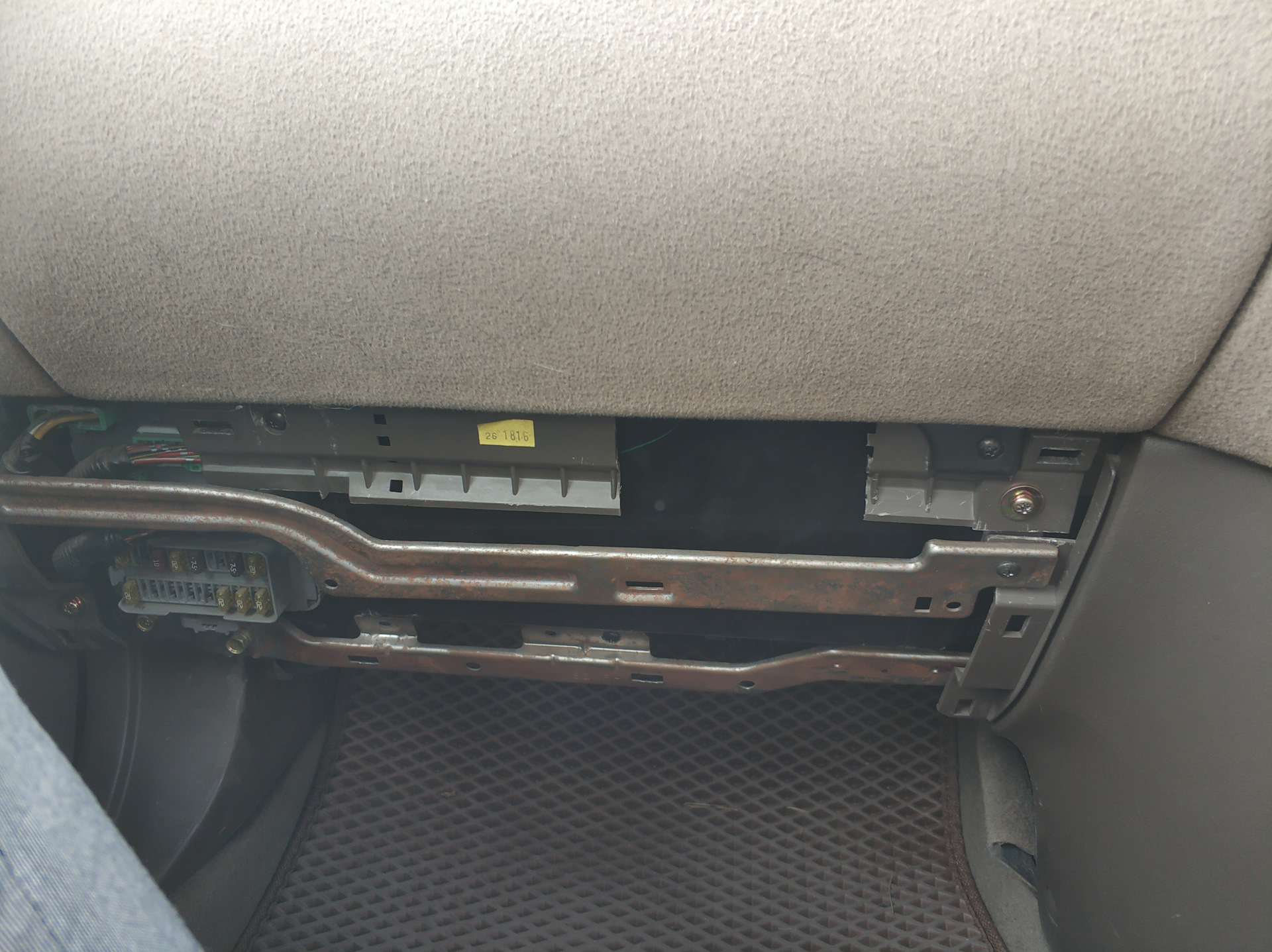 Дошли руки до замены салонного фильтра — Honda Avancier (1G), 2,3 л ...