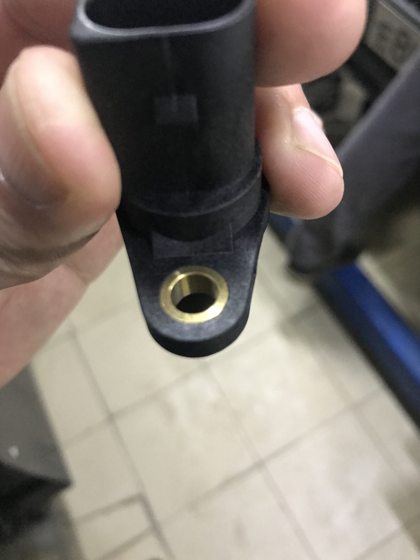 P0321 P0322 звездец датчику колена — Audi Q5 (1G), 2 л, 2009 года ...