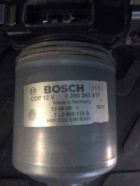 7L6955119B Мотор стеклоочистителя передний VAG | Запчасти на DRIVE2