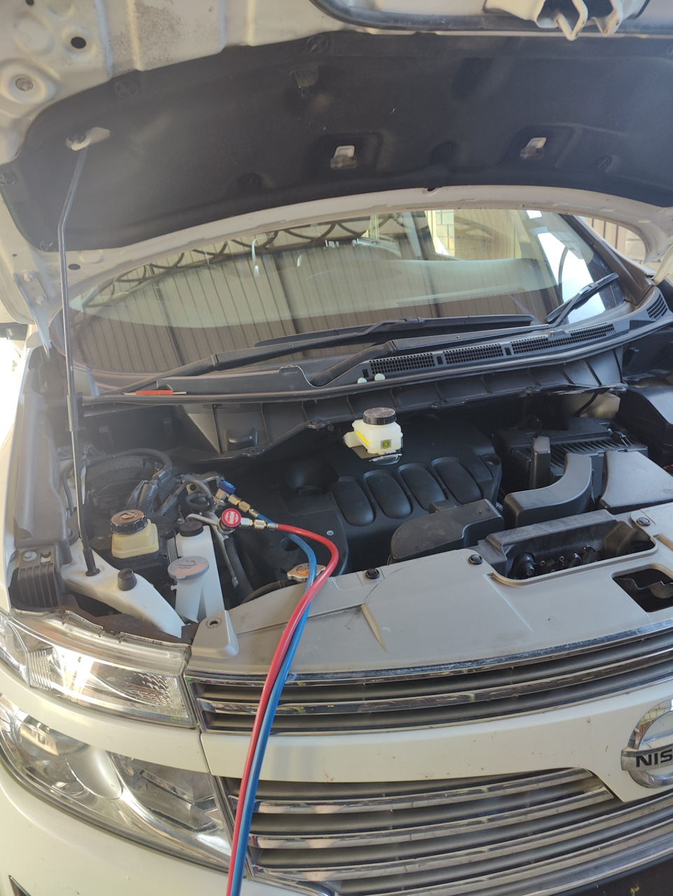 #4. Обслужил кондей. — Nissan Elgrand (E52), 2,5 л, 2012 года | своими руками | DRIVE2