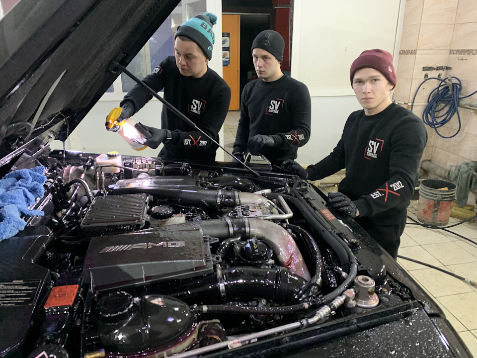 Химчистка подкапотного пространства — Mercedes-Benz G 63 AMG, 5,5 л ...