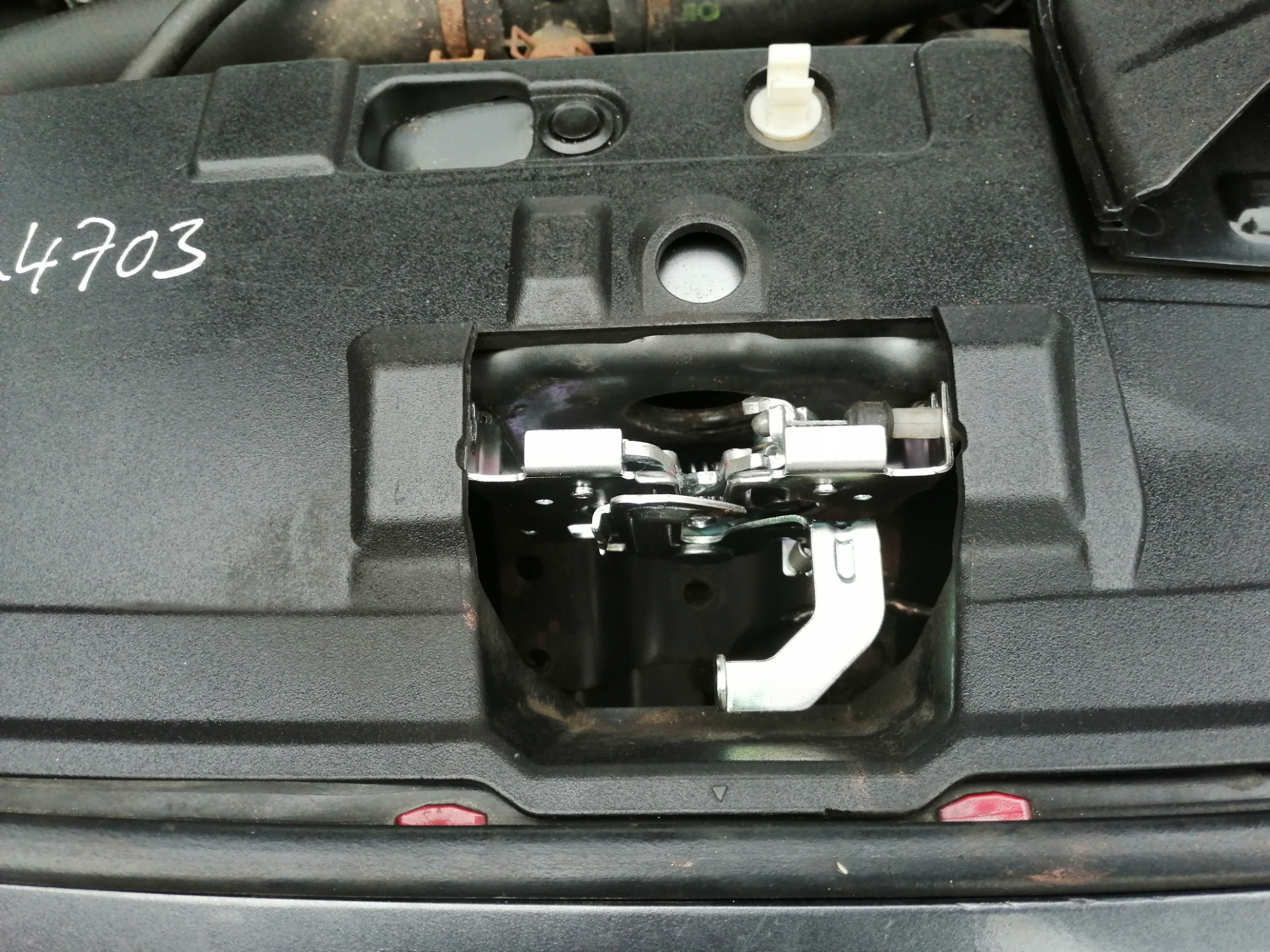 Замок капота — Mitsubishi Lancer X, 2 л, 2008 года | своими руками | DRIVE2