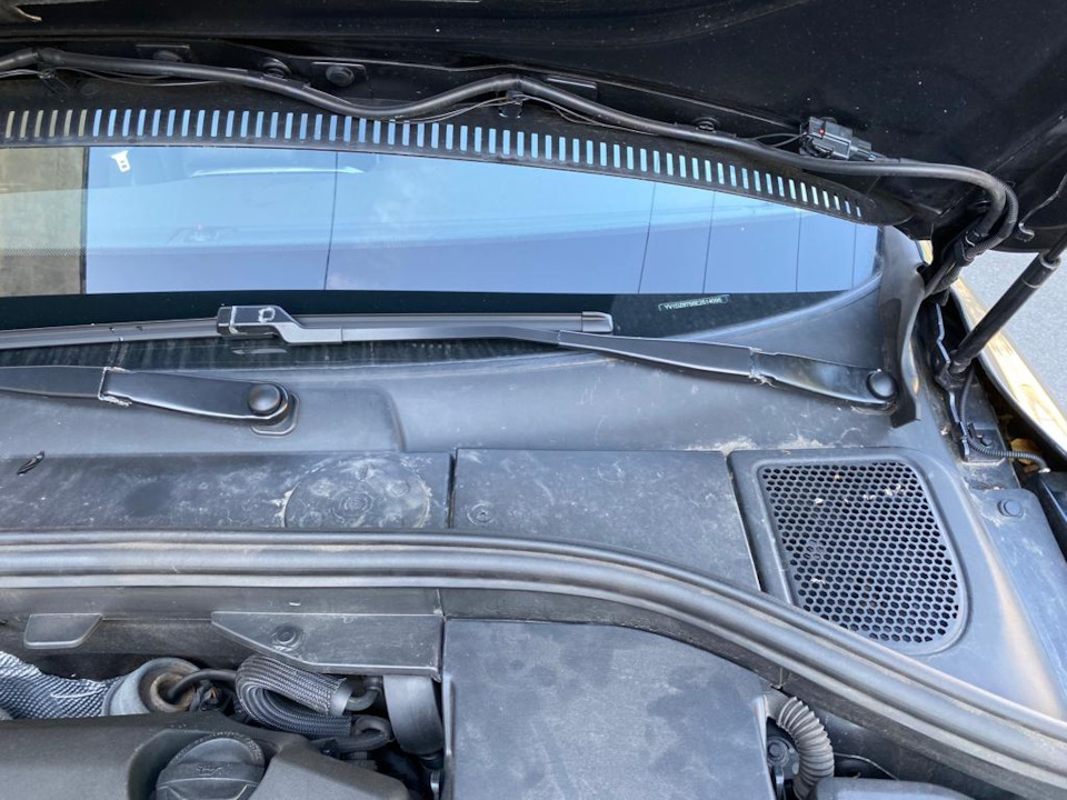 5. Натяжитель приводного ремня, передний датчик положения кузова ...