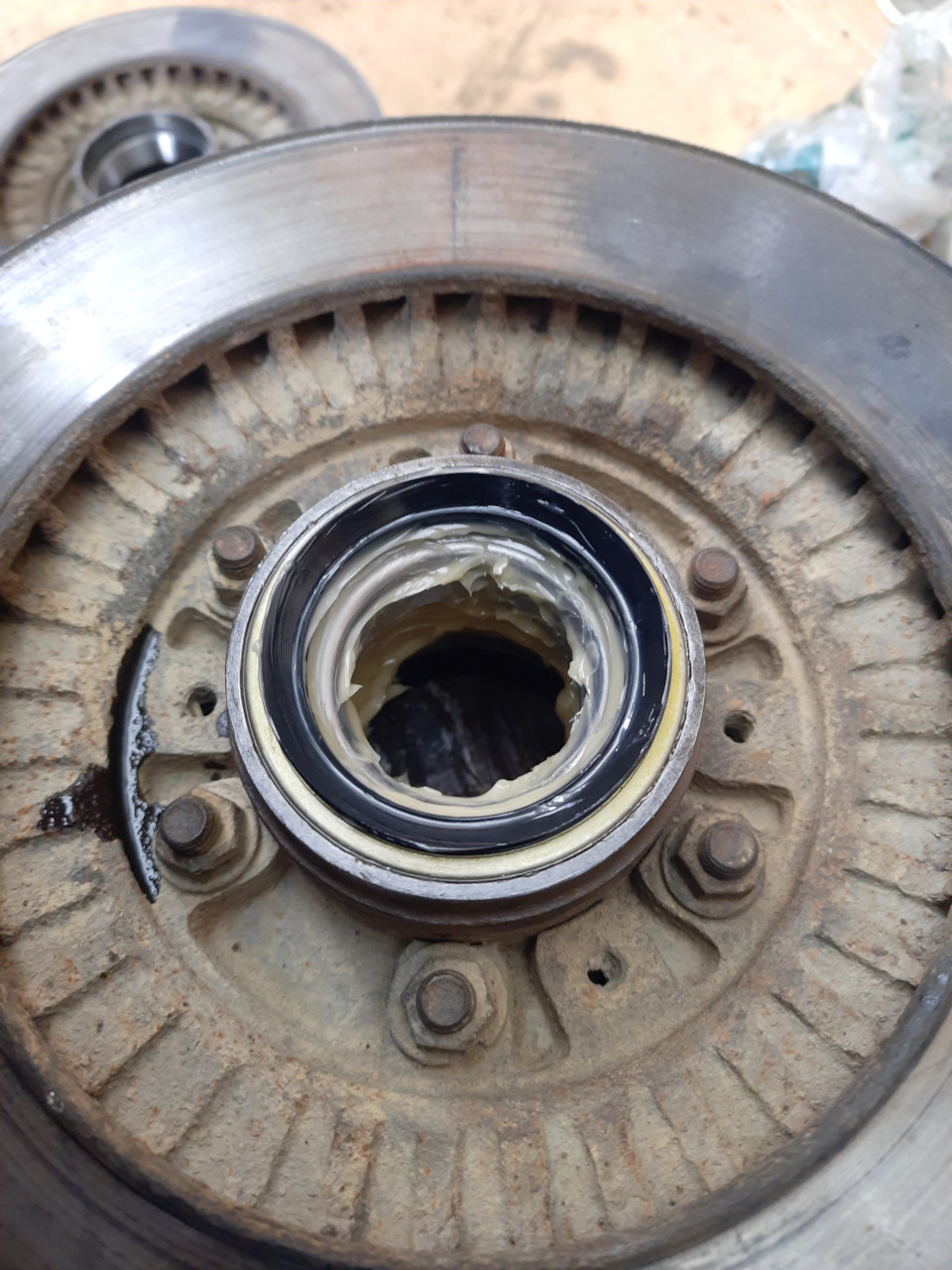 Ремонт Pajero 2 — Полное ТО №1, ходовая часть, кореной сальник ...