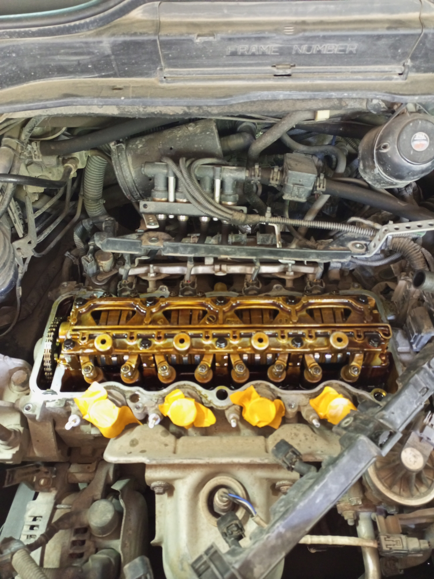 Регулировка зазоров клапанов двигателя Honda R20 — Honda CR-V (RE), 2 л ...