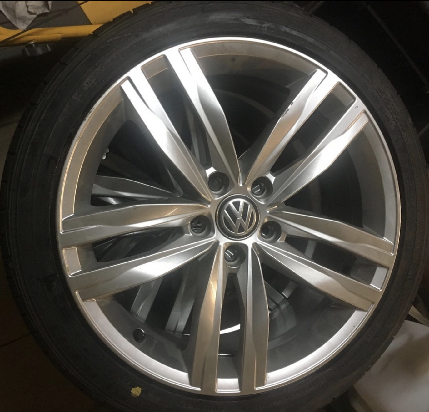 Вес колёс r17 Madrid vs r18 Durban — Volkswagen Golf Mk7, 1,4 л, 2019 ...