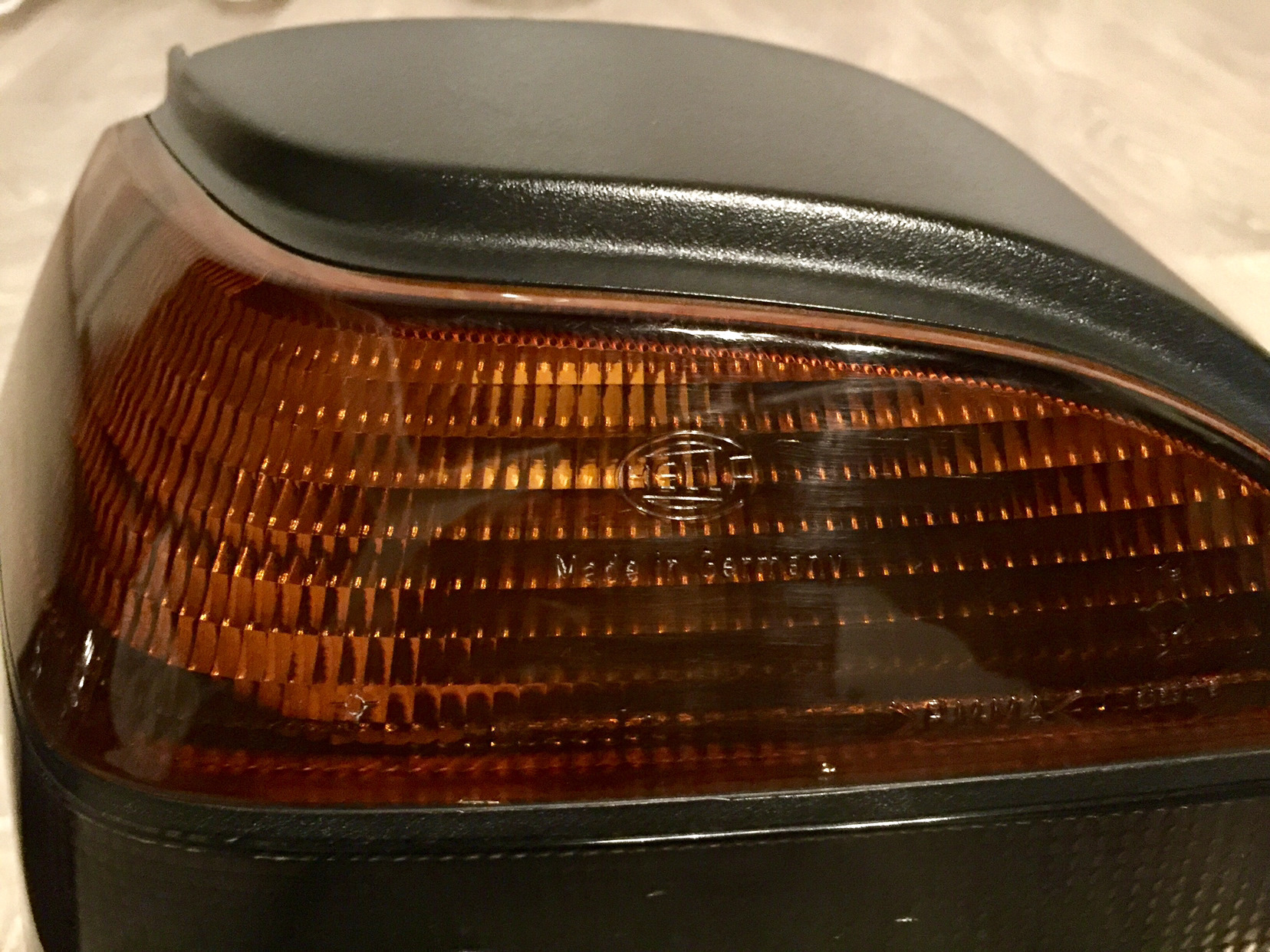 Фонари Hella Black — Volkswagen Golf Mk3, 1,6 л, 1993 года | аксессуары ...