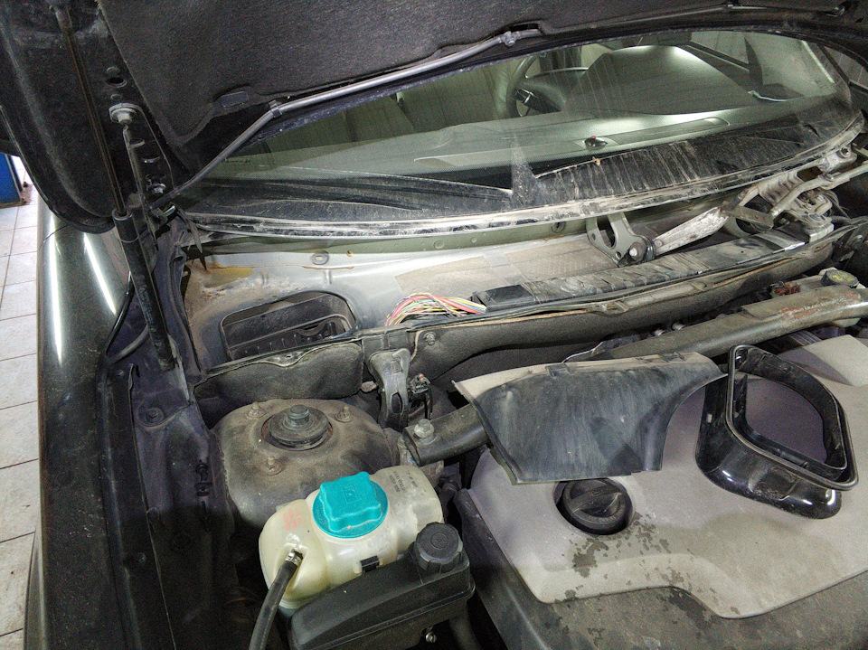 Замена датчика качества воздуха (air quality system) — Volvo XC90 (1G ...