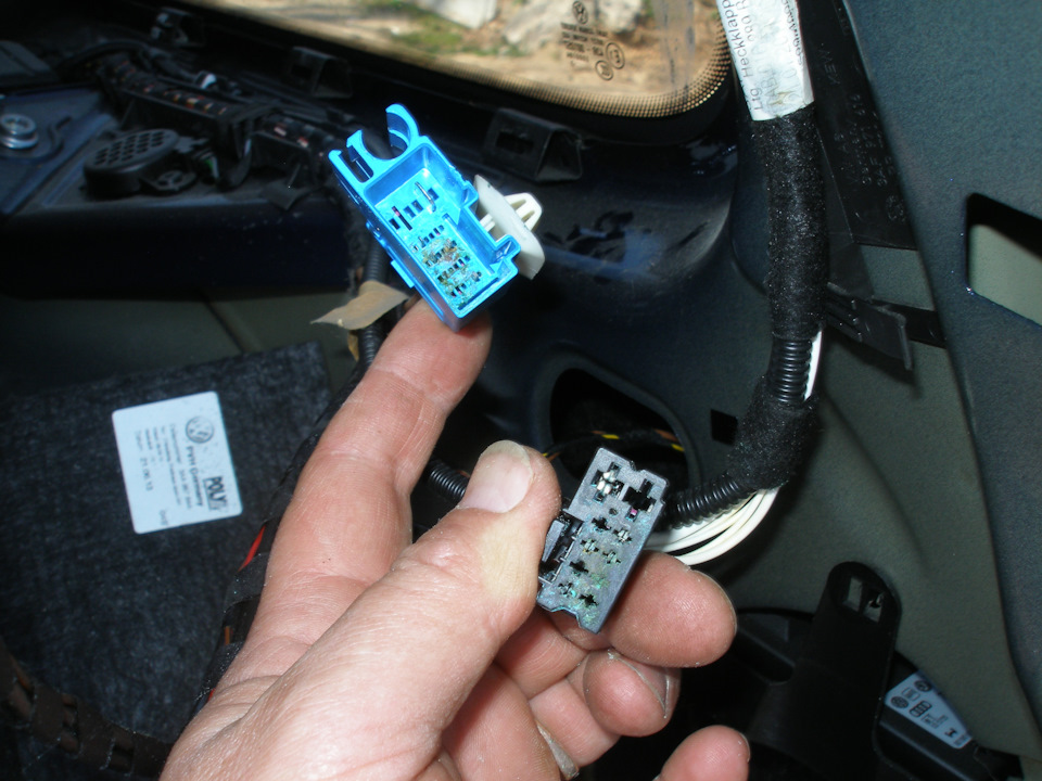 Ремонт трубки подачи омывающей жидкости омывателя заднего стекла Passat ...