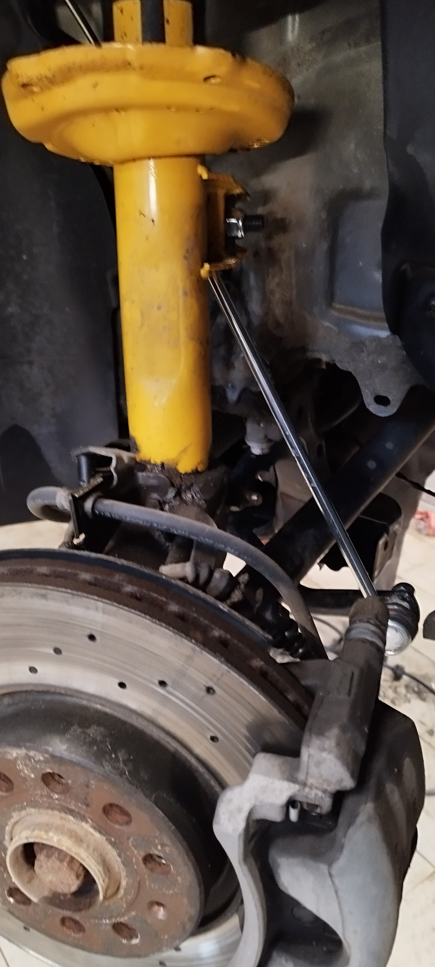 Обслуживание передней подвески. Сайленты, шаровые, стойки стаба ...