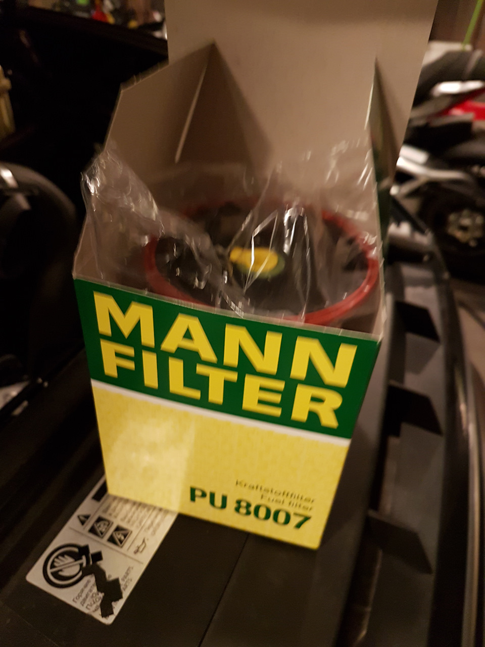 Замена топливного фильтра и воздушного фильтра — Volkswagen Touareg (2G ...