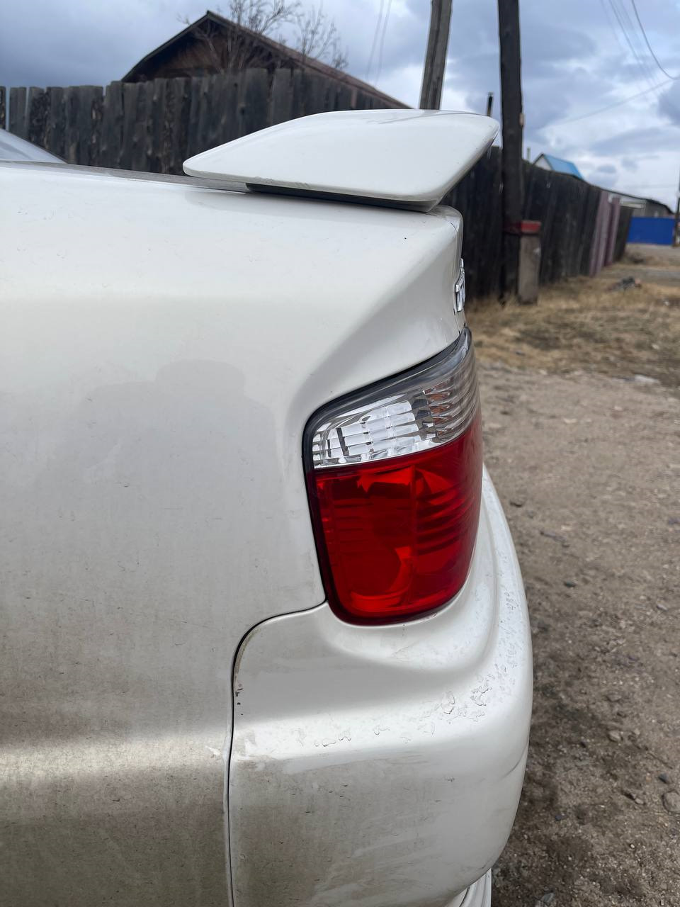 Замена клипс задних фонарей. — Toyota Chaser (100), 2,5 л, 1998 года ...