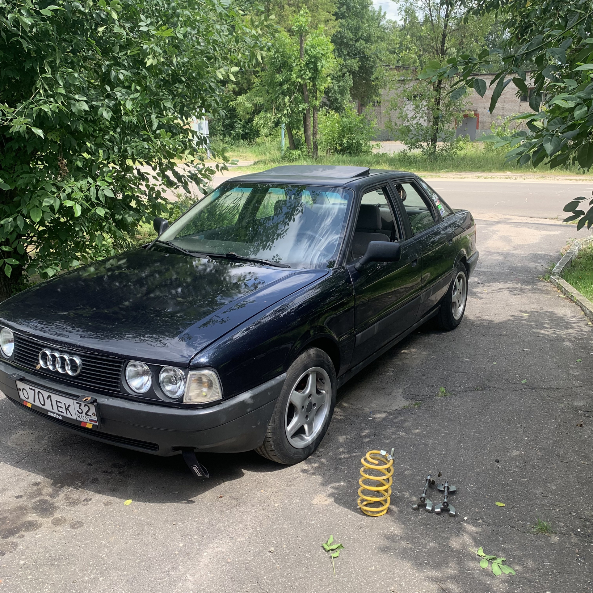 Упала чутка ) — Audi 80 (B3), 1,8 л, 1991 года | тюнинг | DRIVE2