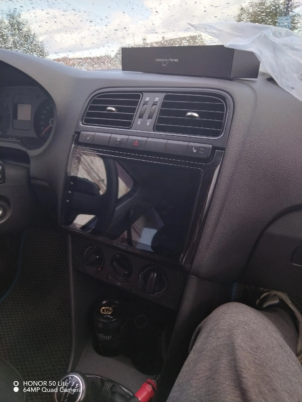 Установка ГУ — Volkswagen Polo Sedan, 1,6 л, 2011 года | аксессуары ...