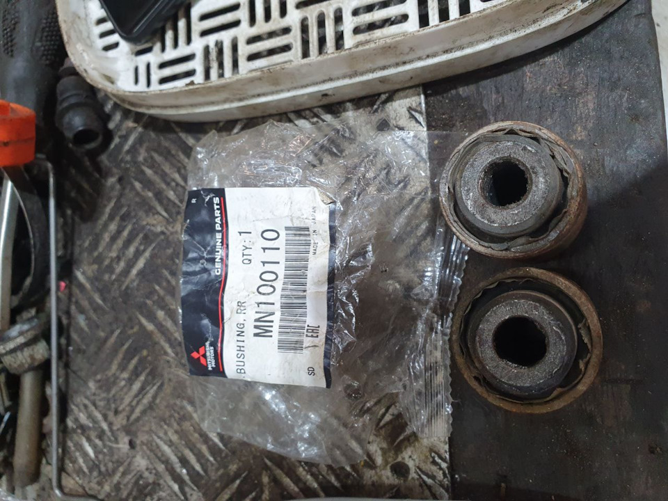 MN100110 Сайлентблок Mitsubishi | Запчасти на DRIVE2