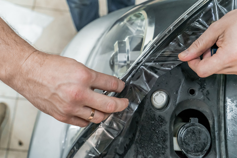 Поклейка защитной пленки на фары Лексус ГХ470 / Lexus GX470 — Xenonshop ...