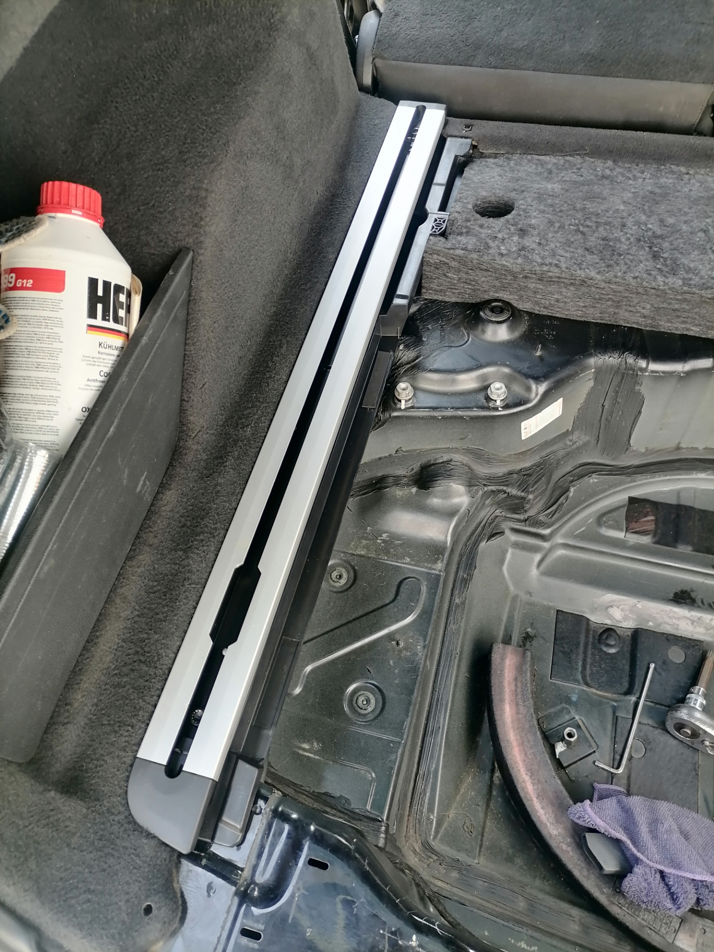 Система фиксации груза — Volkswagen Touareg (2G), 3 л, 2012 года ...