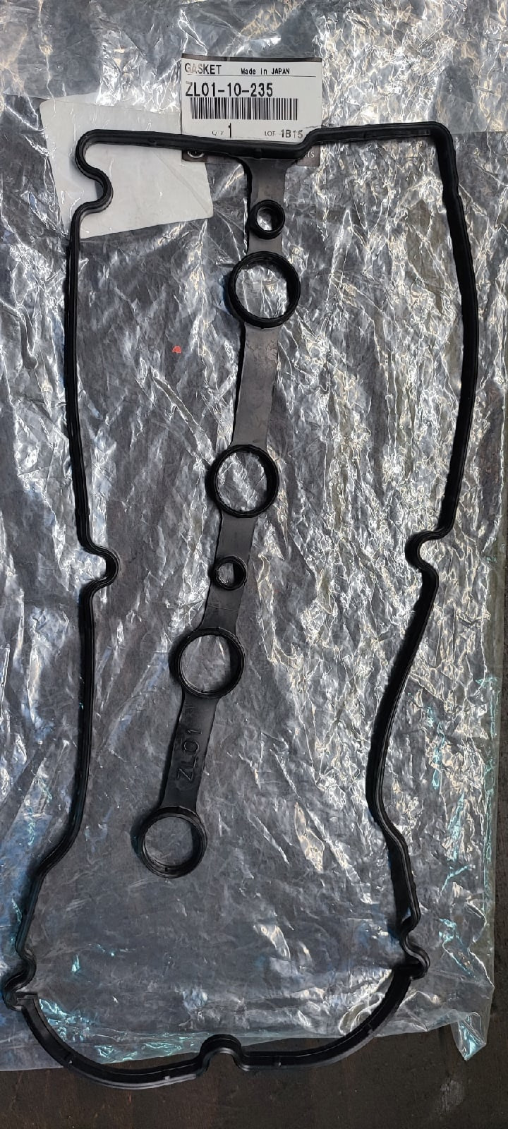ZL0110235 Прокладка клап. крышки Mazda | Запчасти на DRIVE2