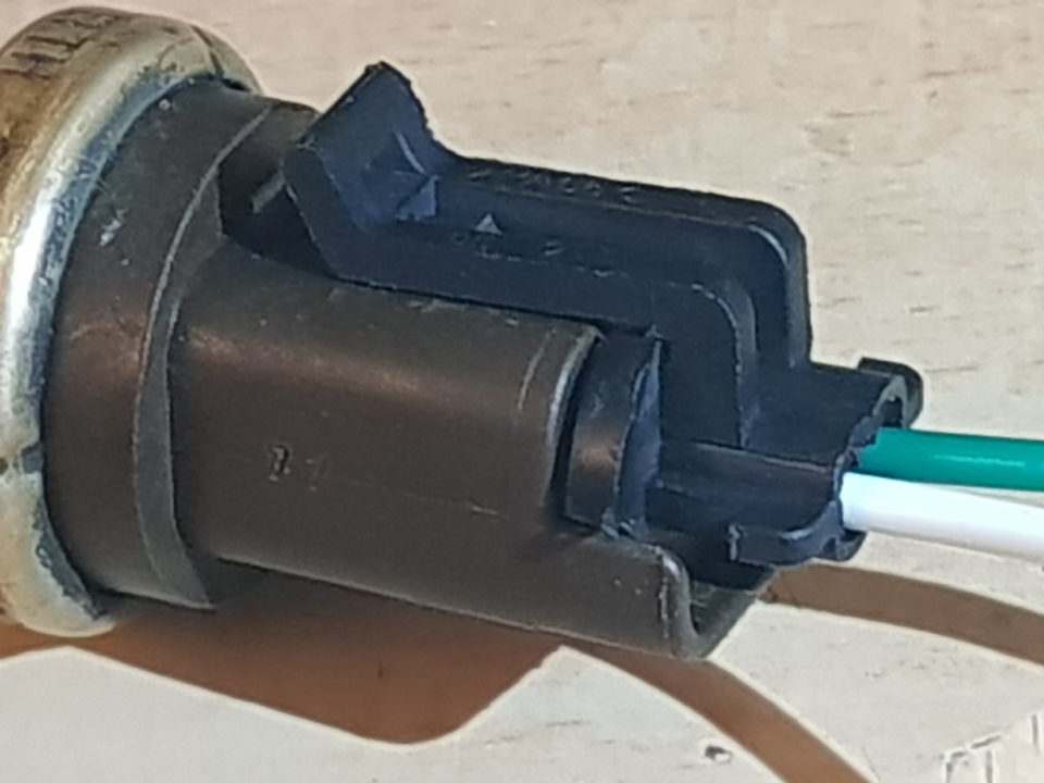 сломался штекер (6541g8) от разъема датчика температуры ОЖ? есть ...