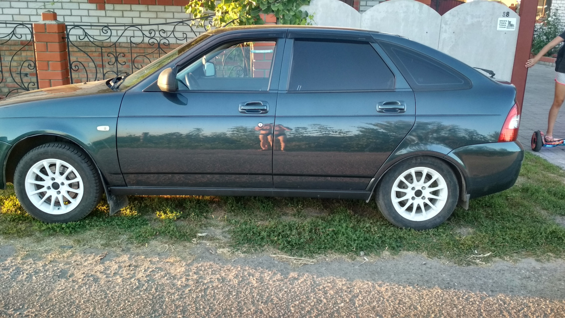 Литье — LADA Приора хэтчбек, 1,6 л., 2012 года | колёсные диски | DRIVE2