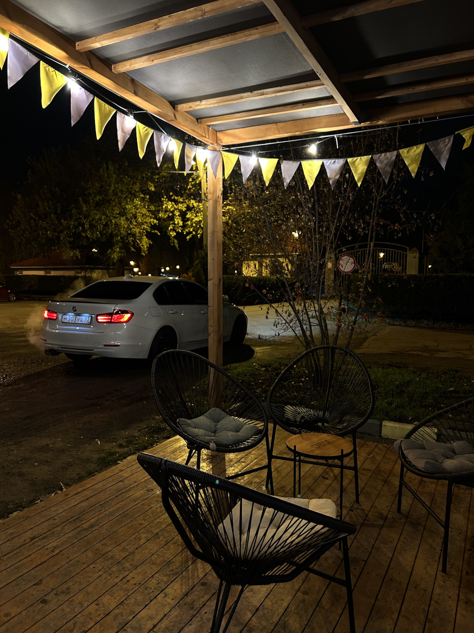 ☁️🖤 — BMW 3 series (F30), 1,6 л, 2013 года | просто так | DRIVE2