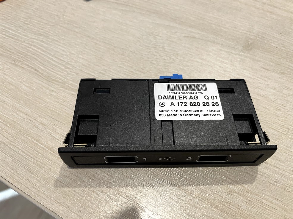 W212 Android Auto и Apple CarPlay — Mercedes-Benz E-Class (W212), 3 л ...