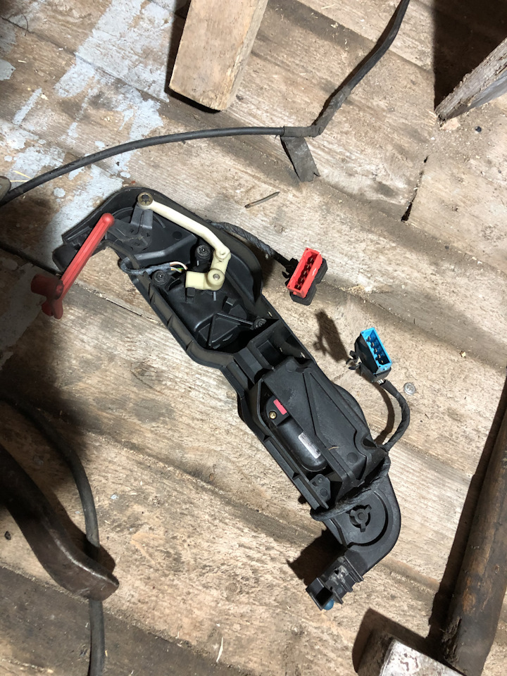 Сервоприводы в сборе заслонок климата Ауди с4 на Audi 100 Avant (C4 ...