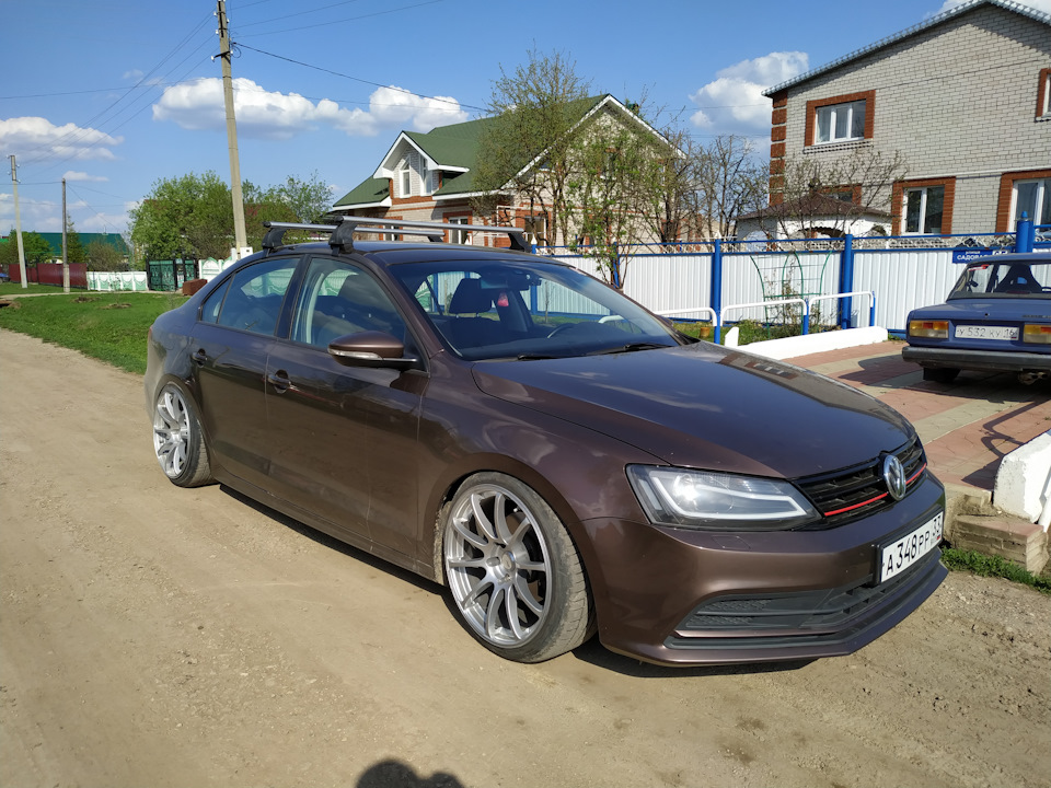 Jetta 6 stance — Volkswagen Jetta VI, 1,4 л, 2016 года | видео | DRIVE2
