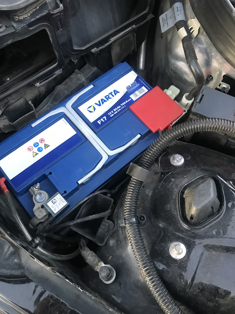 5804060743132 Аккумулятор автомобильный Varta Blue Dynamic F17 6СТ-80 VARTA | Запчасти на DRIVE2