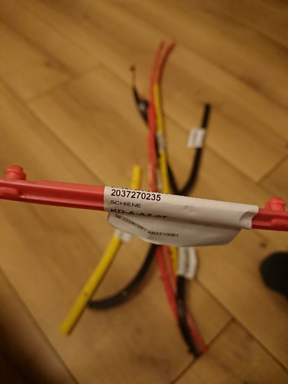 Крепление (направляющая) уплотнителей двери на W203 — Mercedes-Benz C ...