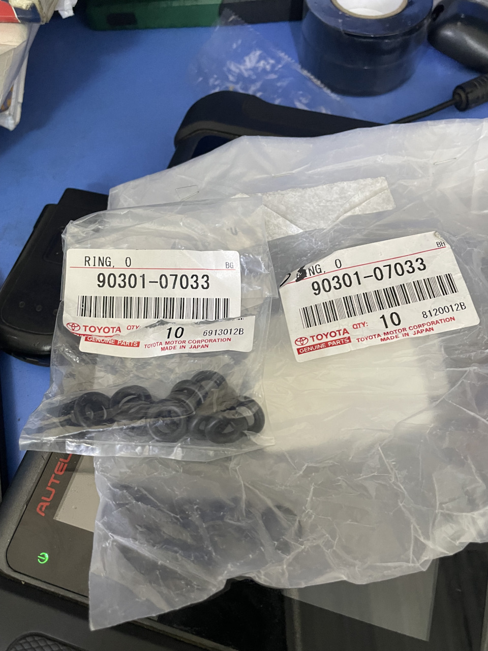 Замена резинок на форсунки — Bentley Continental Flying Spur, 6 л, 2006 ...