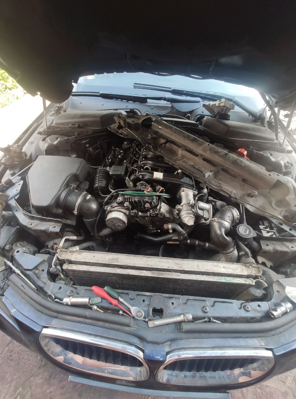 течь ОЖ. Пробка ГБЦ Термостат Помпа — BMW 5 series (E60), 3 л, 2004 ...