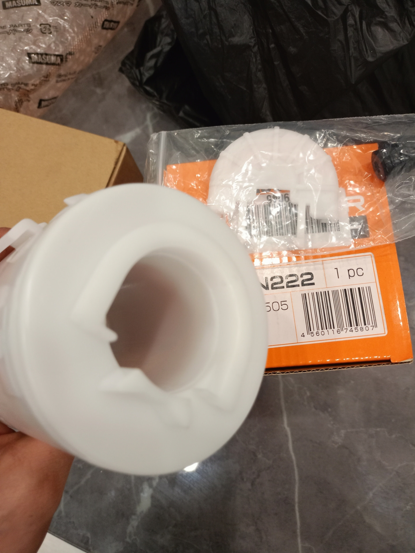 √10 Замена топливного фильтра. — Nissan Wingroad (Y11), 1,5 л, 2001 года | расходники | DRIVE2