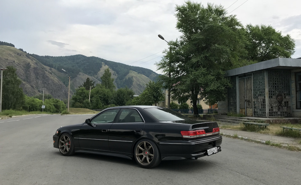 ~ Полная перекраска Mark, установка ништяков. — Toyota Mark II (100), 2,5 л, 1999 года ...