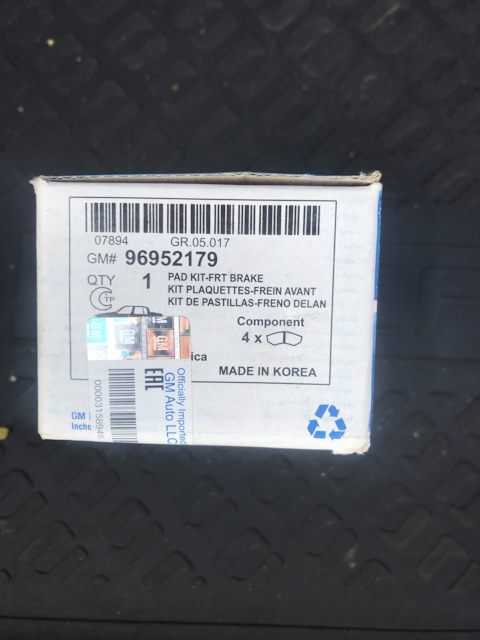 96952179 Колодки тормозные дисковые передние / Chevrolet Epica 07~ GM ...