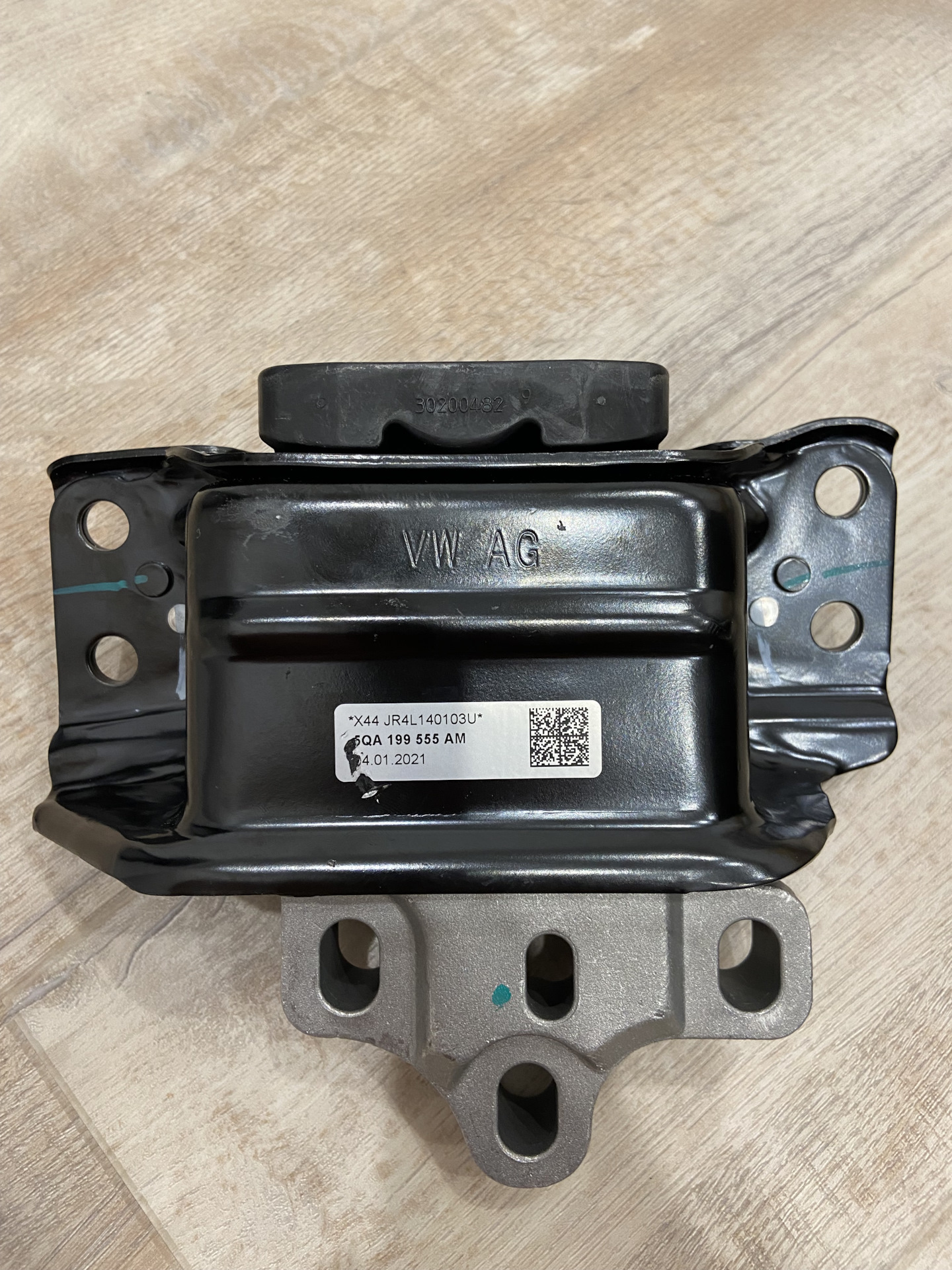 36. Да будет тишина. Замена опоры DSG — Volkswagen Tiguan (2G), 2 л ...