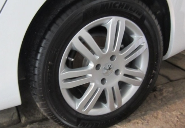 Диски в продаже.(продано) — Peugeot 408, 1,6 л, 2012 года | колёсные ...