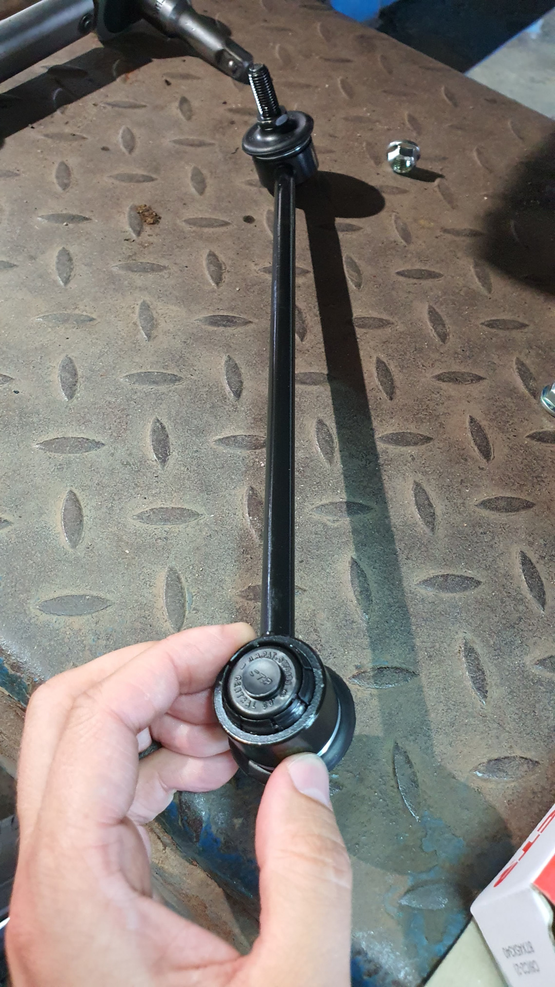 Замена стойки стабилизатора — Mazda CX-5 (1G), 2,5 л, 2015 года | визит на сервис | DRIVE2