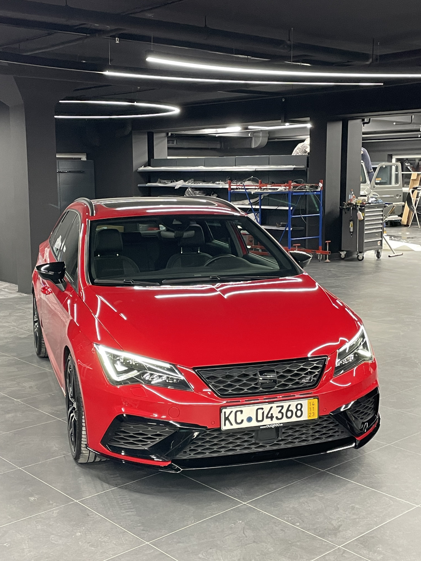 Передняя часть Cupra R — SEAT Leon Cupra (Mk III), 2 л, 2020 года ...