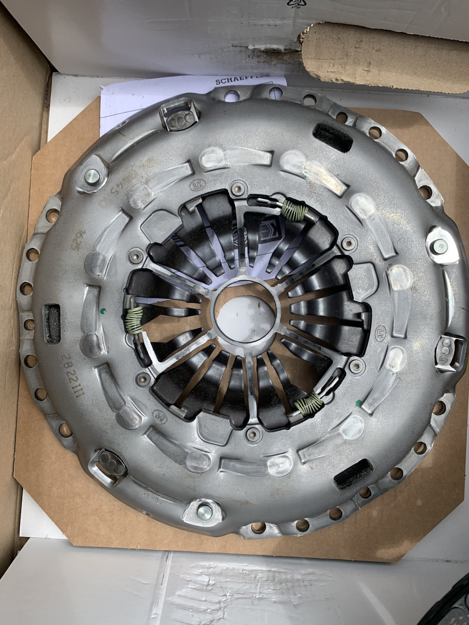 Замена маховика и комплекта сцепления — Ford Mondeo IV, 2 л, 2013 года ...