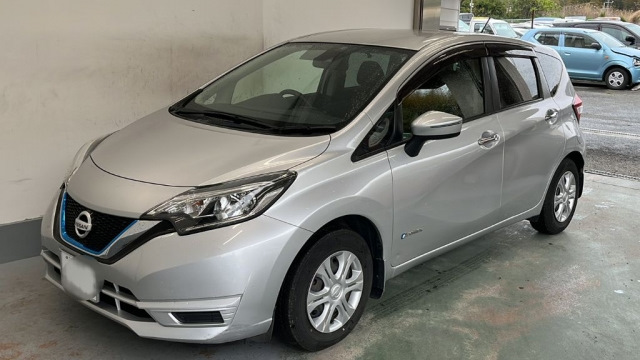 Nissan Note e-Power 1.2 гибридный 2017 | Grey race на DRIVE2