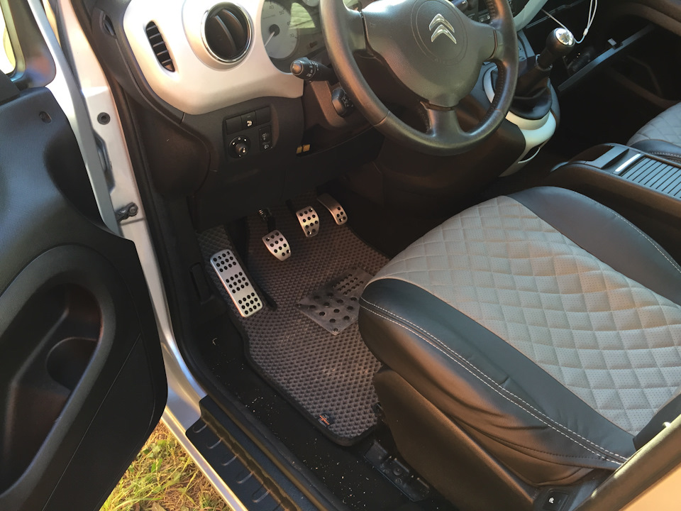 Накладки на педали — Citroen Berlingo (2G), 1,6 л, 2013 года ...