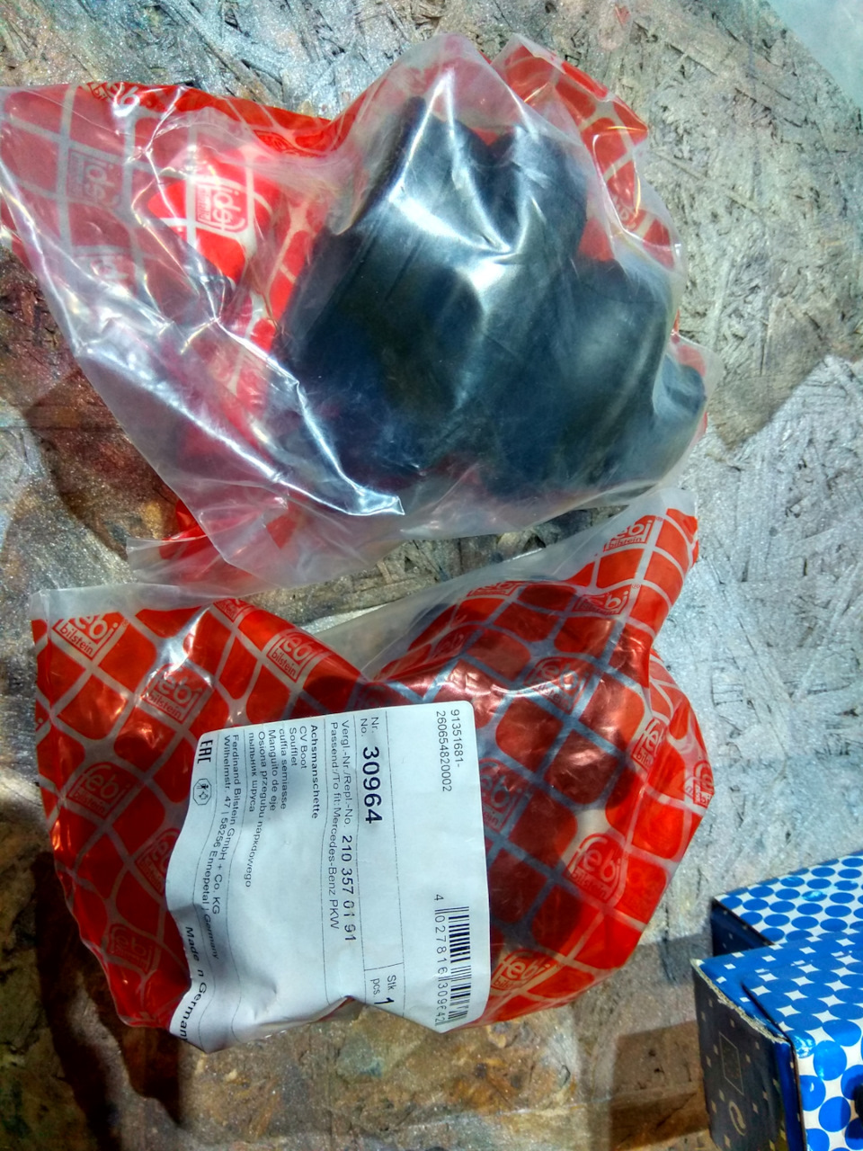 A2103570191 Пыльник полуоси Mercedes | Запчасти на DRIVE2