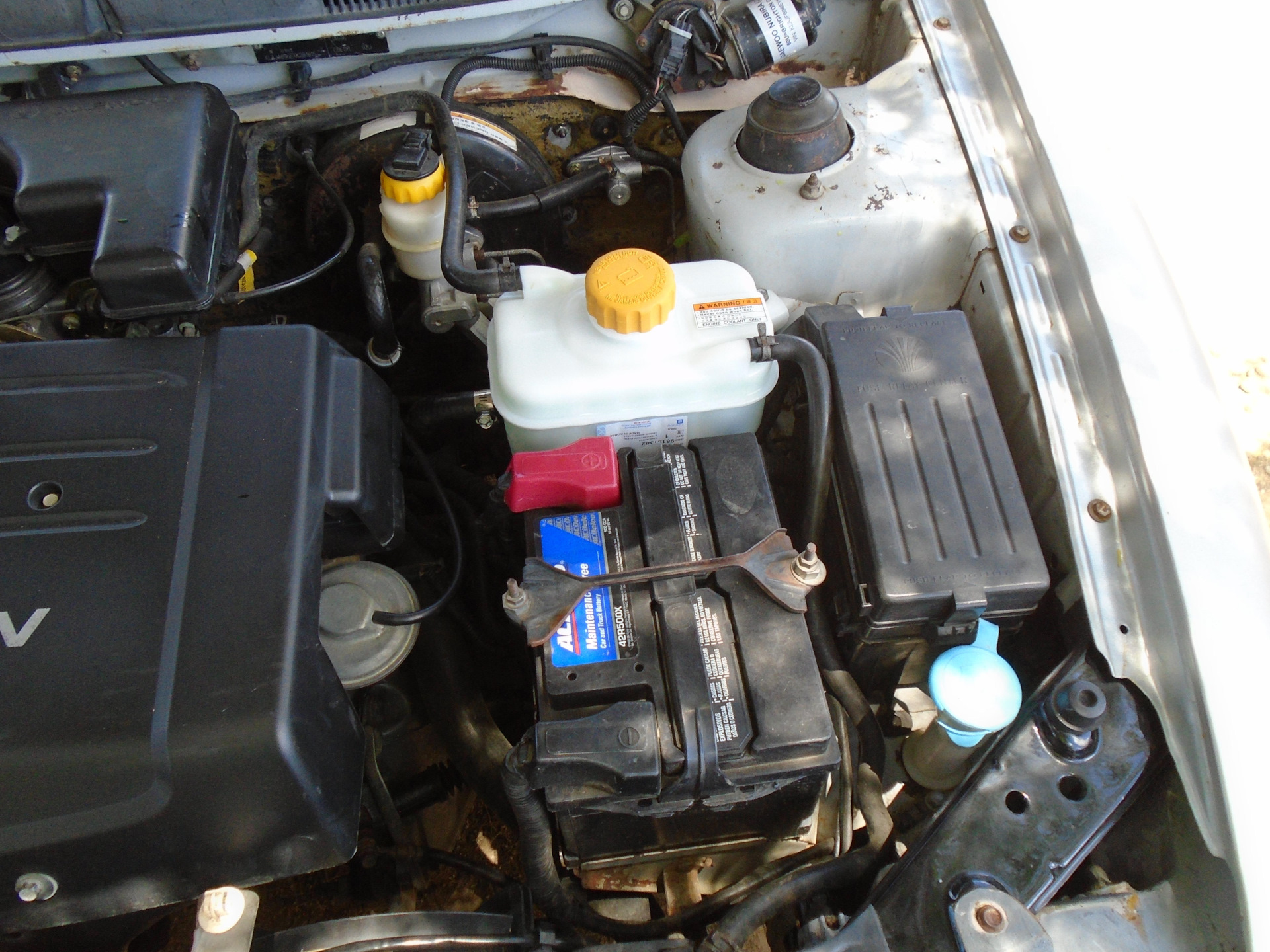 Replacing the Surge-Tank — Daewoo Nubira I, 2 л, 1999 года | фотография ...