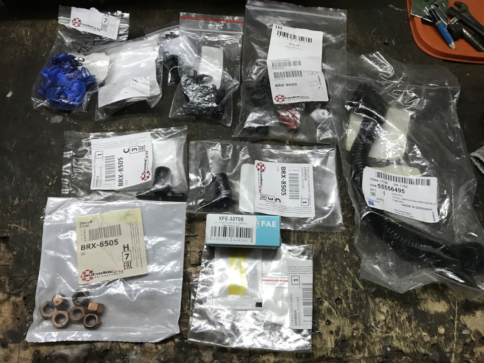 55556495 Трубка, вентиляция картера двигателя GM | Запчасти на DRIVE2