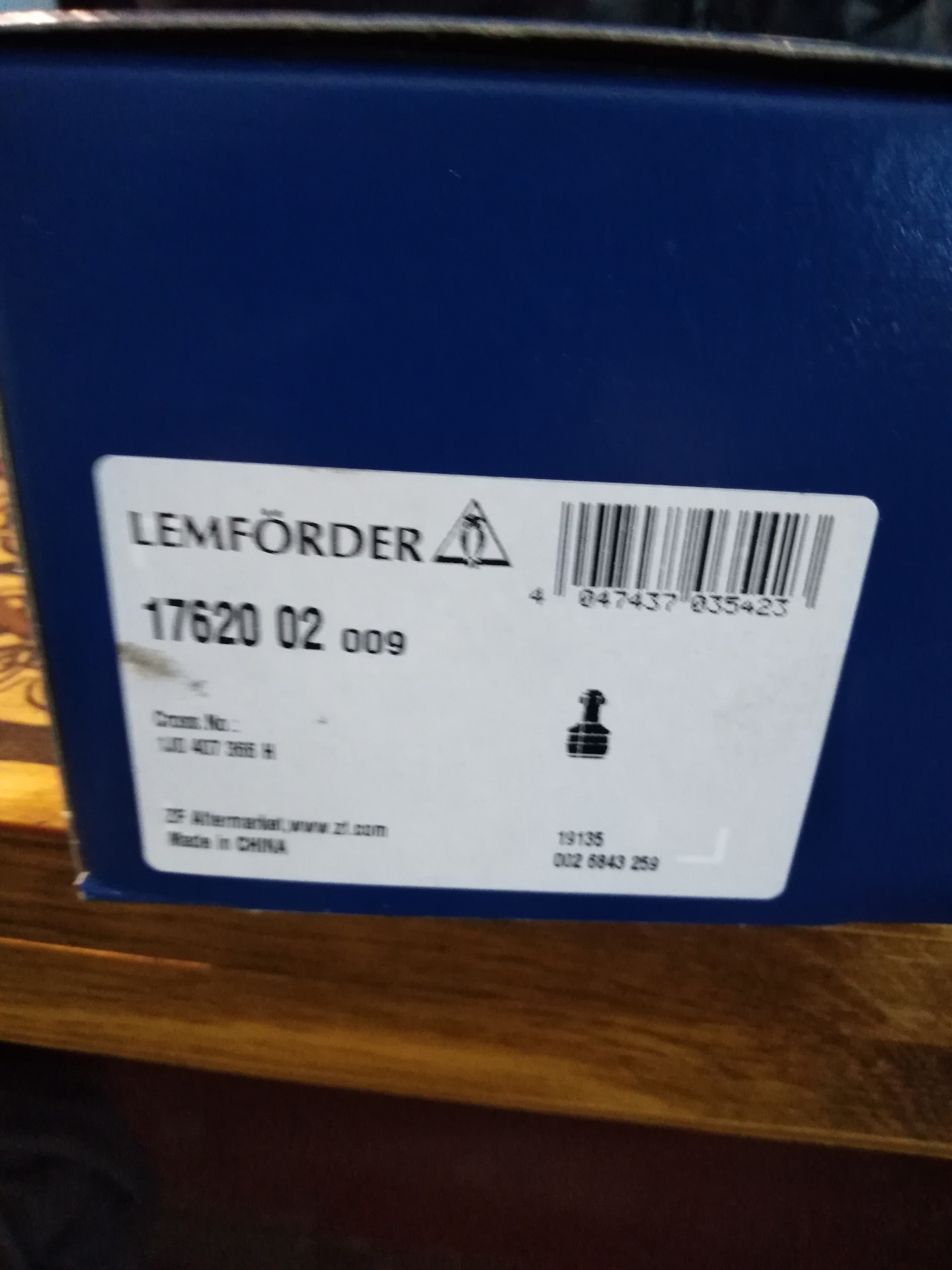 правая шаровая — Volkswagen Golf Mk4, 1,6 л, 2000 года | визит на ...