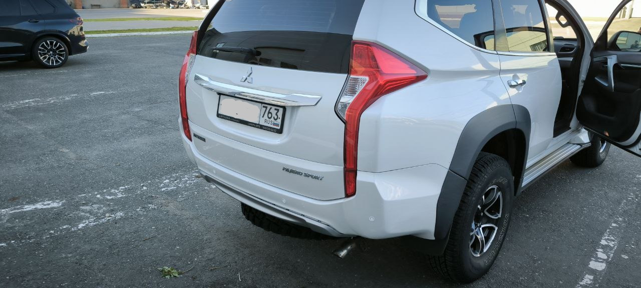 Гарантийный перекрас и самый короткий впуск :D — Mitsubishi Pajero ...