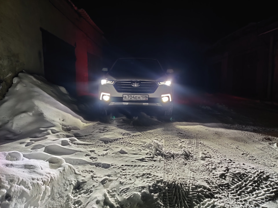 Установка противотуманных фар. Часть 1 — FAW Besturn X80, 2 л, 2019 ...