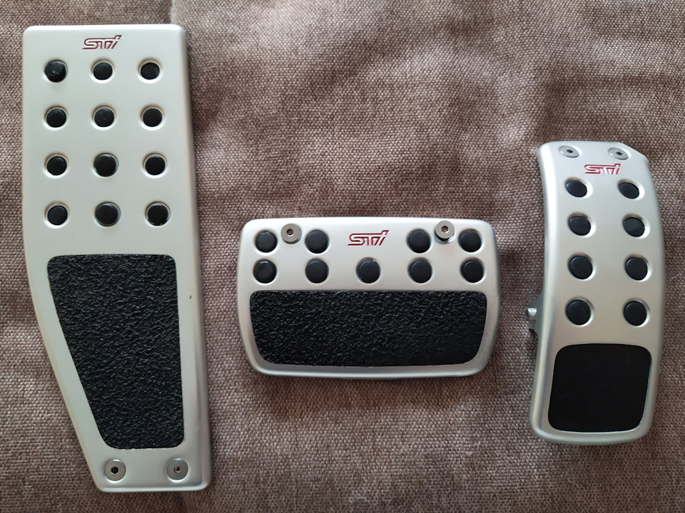 STI pedal pad set — Subaru Legacy (BL/BP), 2,5 л, 2007 года ...