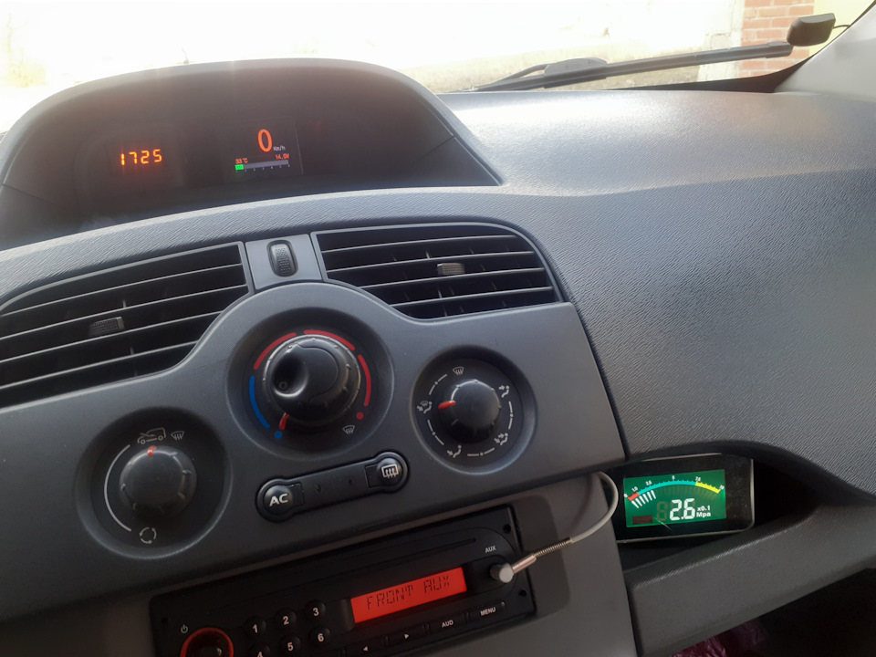 Дополнительный (полноценный) датчик давления масла. Renault Kangoo 2, 1 ...
